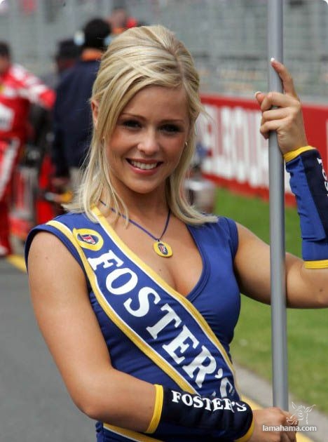 Girls From Pit Stops 6132